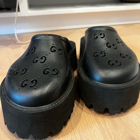 Gucci | Shoes | Gucci Black Leather Platform Mules | Poshmark